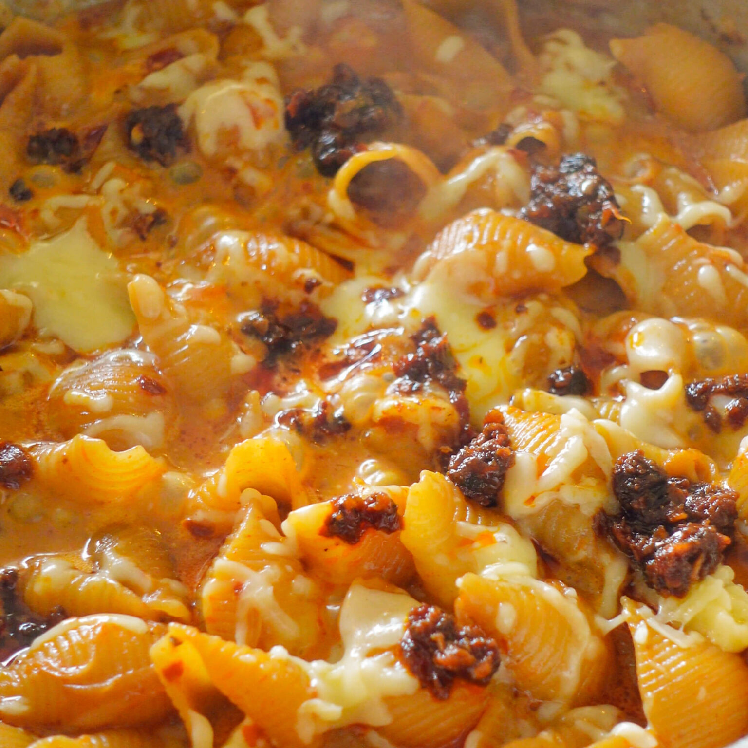 Caramelised Onion Chilli Oil Pasta – shivangi kooks